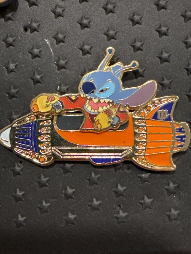 100090 - Astro Orbiter - Stitch in Tomorrowland Attractions - Walt Disney Imagineering Disney Pin