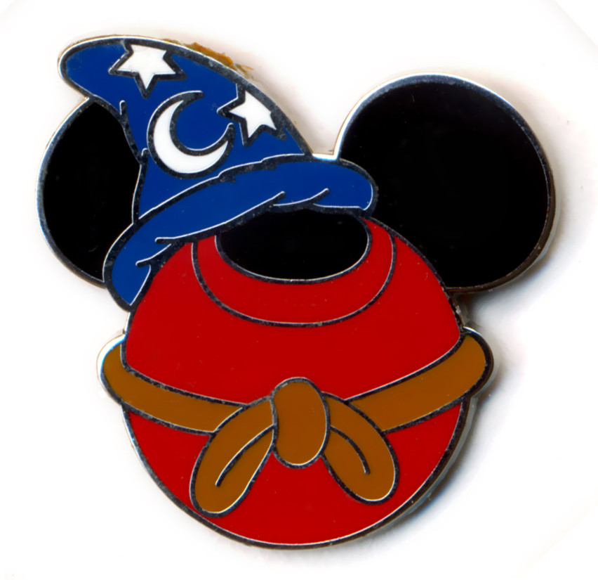 2471 - Sorcerer Mickey - Mickey Mouse Icon Character Mystery Collection