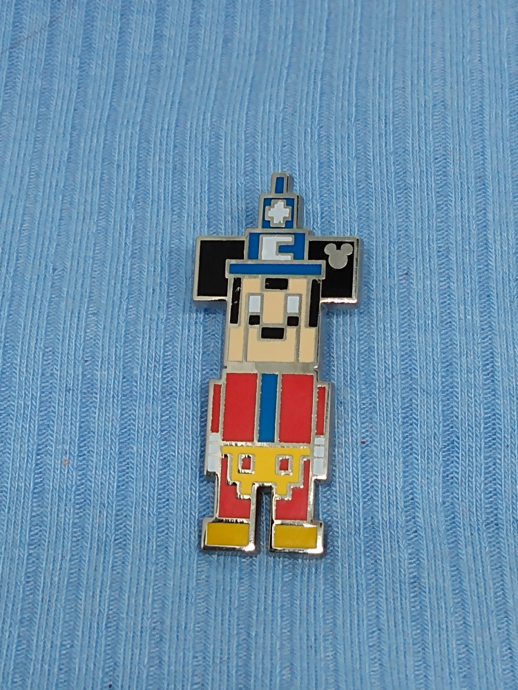 33383 - Sorcerer Mickey - 2019 Hidden Mickey - 8 Bit Characters ...