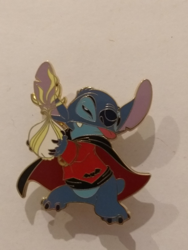 37941 - Stitch - Vampire costume series - Disney Store US Disney Pin