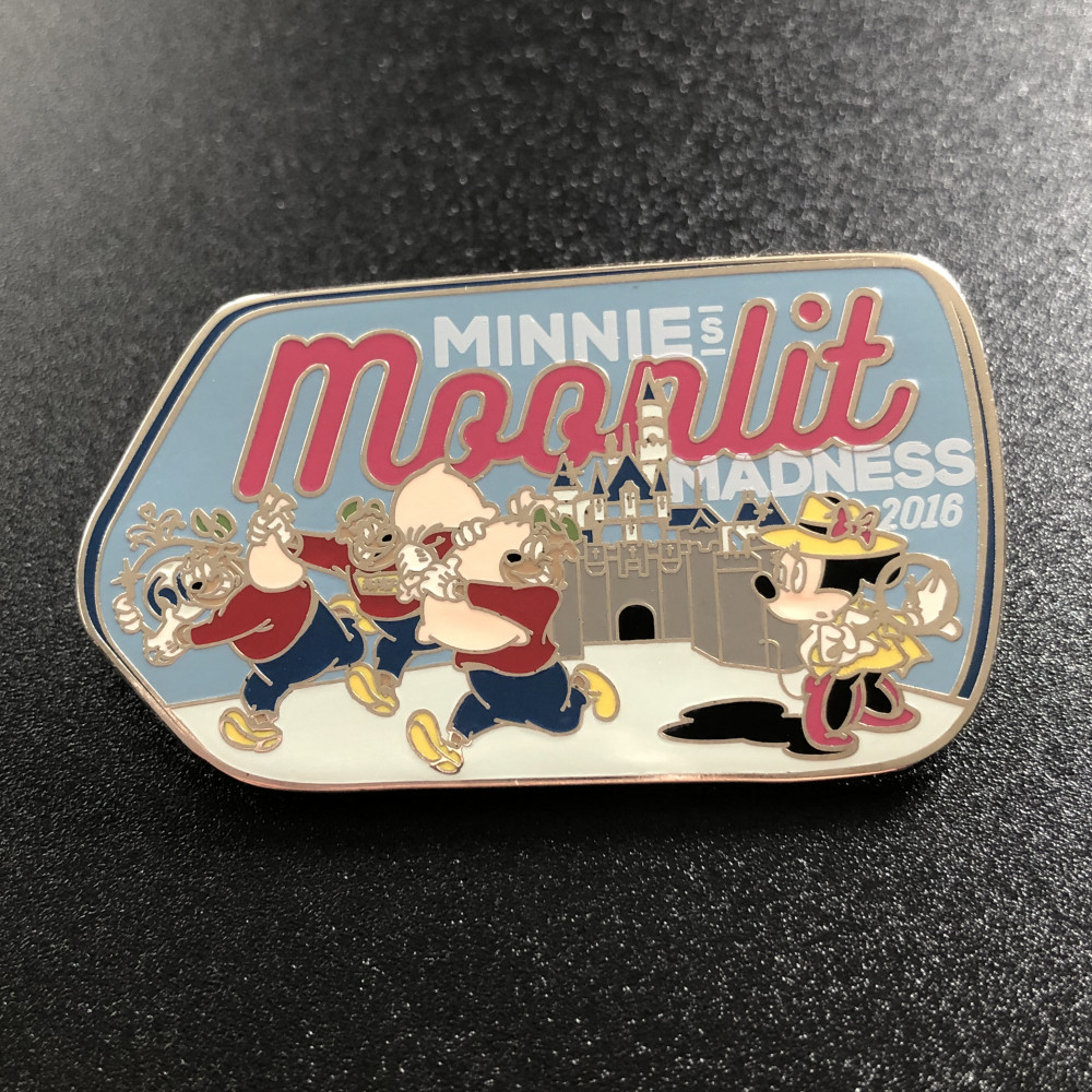 40666 - Icon 2016 - Minnie's Moonlit Madness - Theme Park Cast Member ...