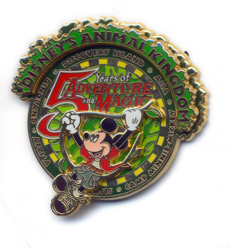 41345 - 5 Years of Adventure and Magic - Mickey Mouse Swinging - Disney ...