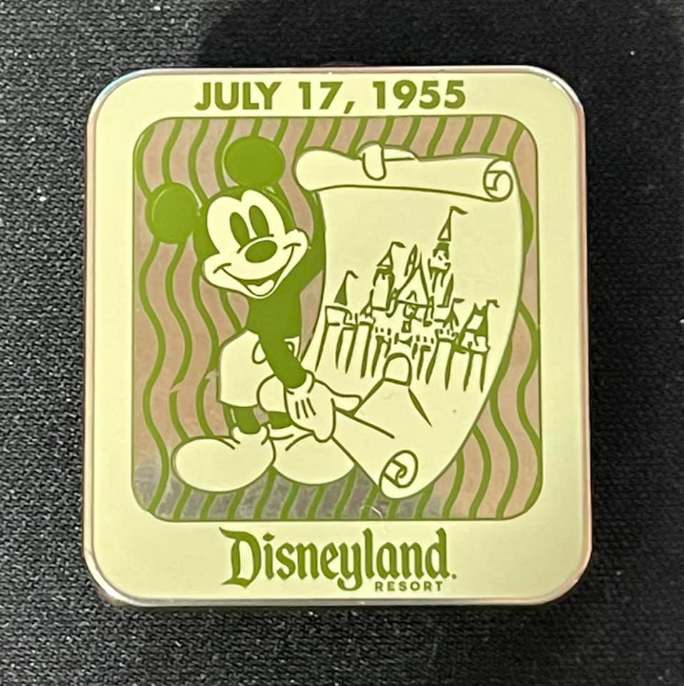 42063 - Mickey With Sleeping Beauty Castle Sketch ONLY - Mickey Patches ...