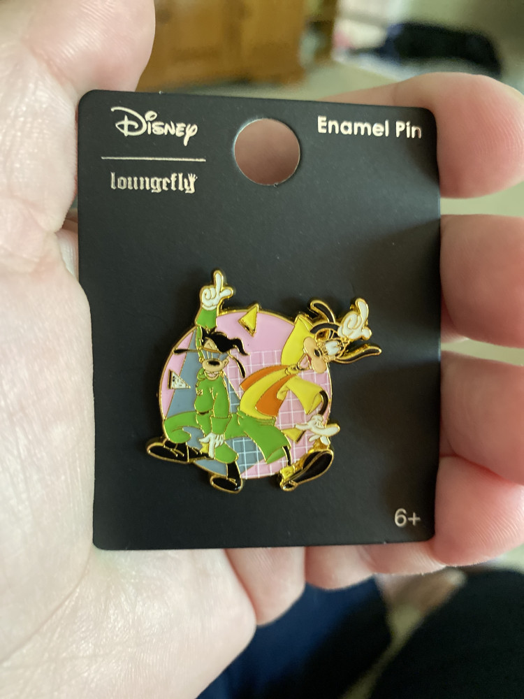 43603 - Max and Goofy Dancing to Disco - A Goofy Movie - Loungefly ...