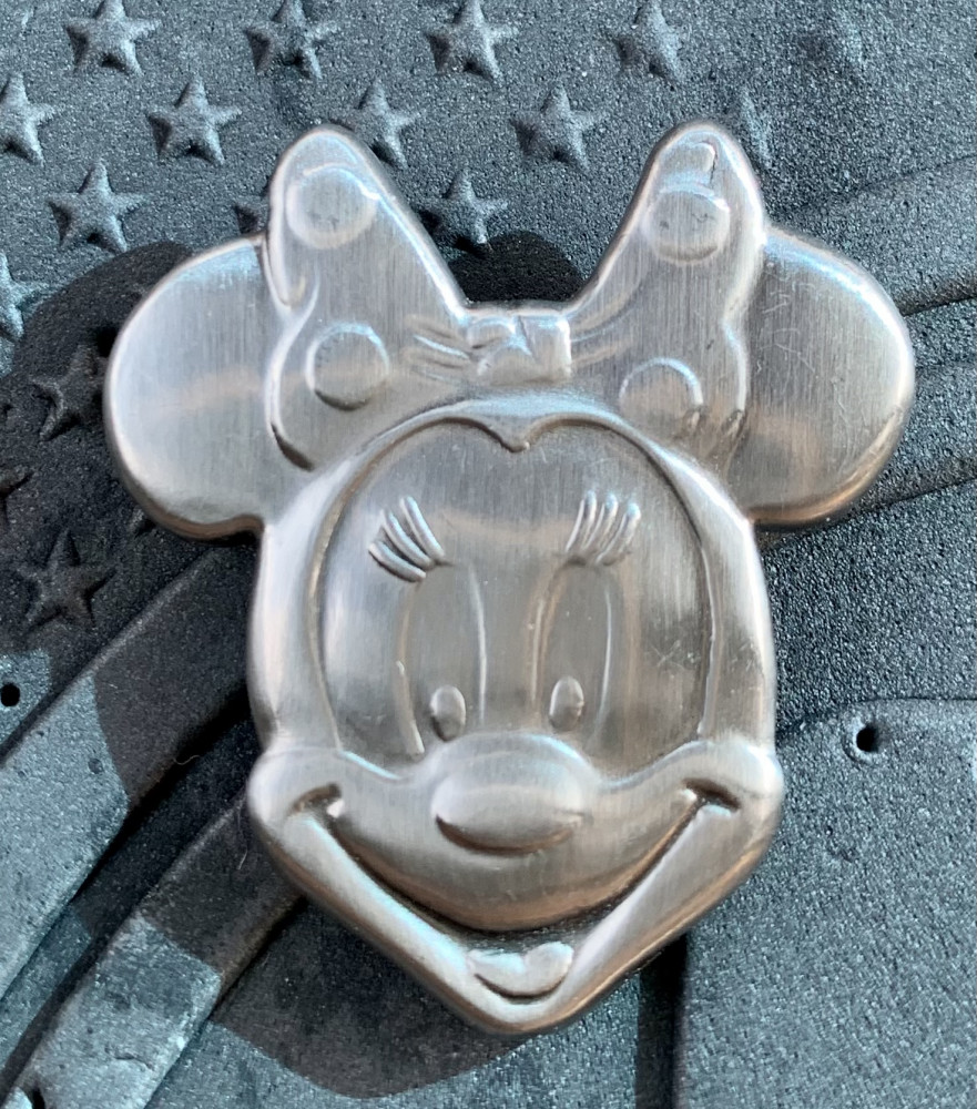 44121 - Silver Minnie Head - Minnie Mouse - Misc - Disney Licensed ...