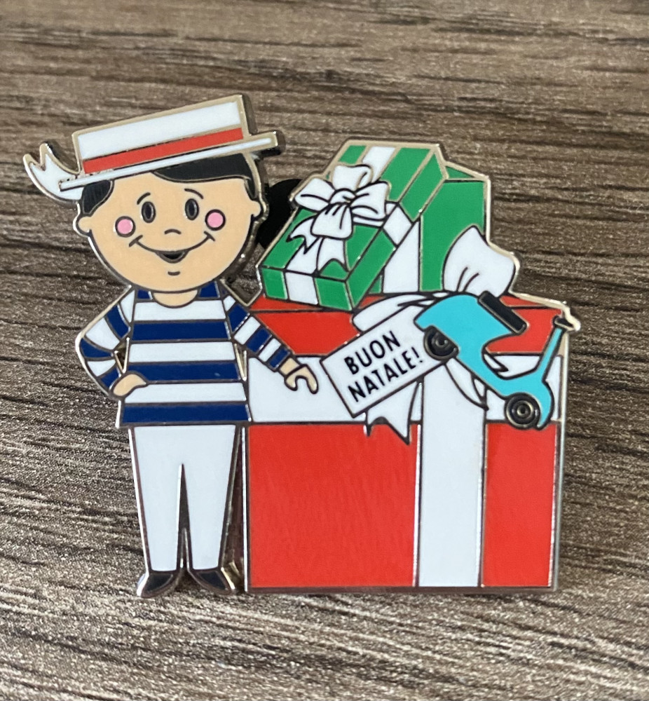 44693 - Italy - It's A Small World Holiday Mystery Pin Collection 2020 ...