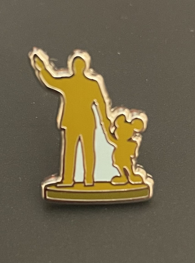 48224 - Walt Disney, Mickey - Partners Statue - Tiny Kingdom Third ...