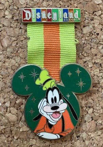 48319 - Goofy Military Media Style - Medals - Disneyland Resort Disney Pin