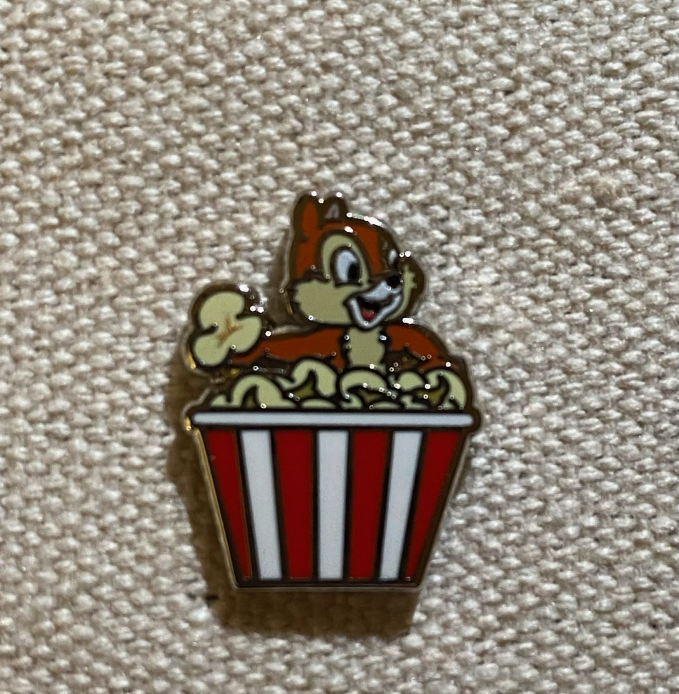 48783 - Chip in Popcorn Bucket - Tiny Kingdom Third Edition Series 1 ...