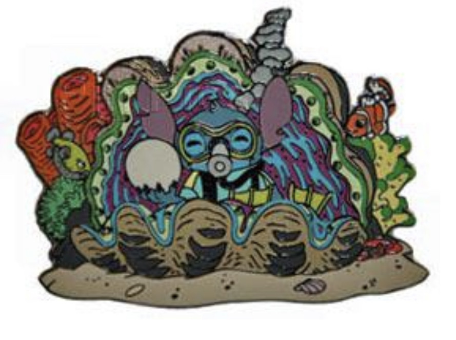 49834 - Stitch with Giant Oyster - Stitch Underwater - Disney Auctions ...