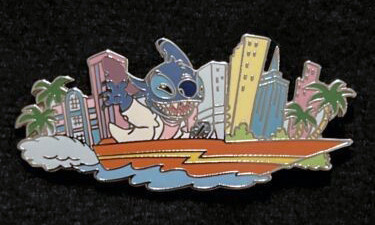 51208 - Stitch in Miami - Stitch in US cities - Disney Auctions Disney Pin