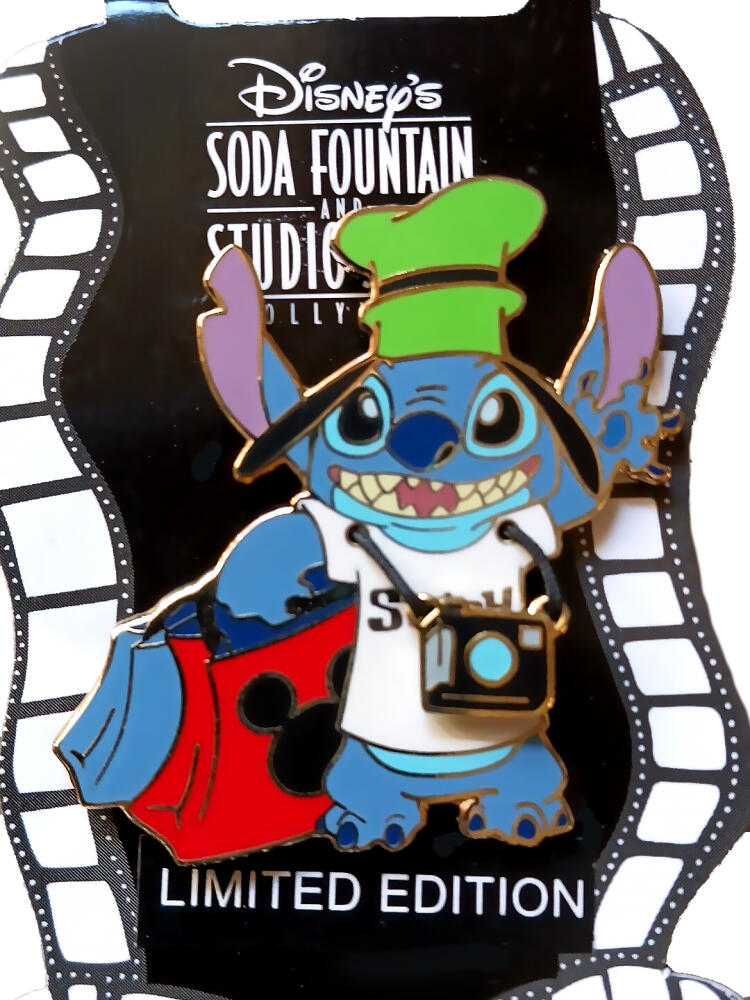 51629 - Stitch as tourist on vacation - Lilo & Stitch - Disney Studio ...