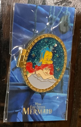 51702 - Ariel and Flounder - IKNOWK The Little Mermaid Oval Hinged ...