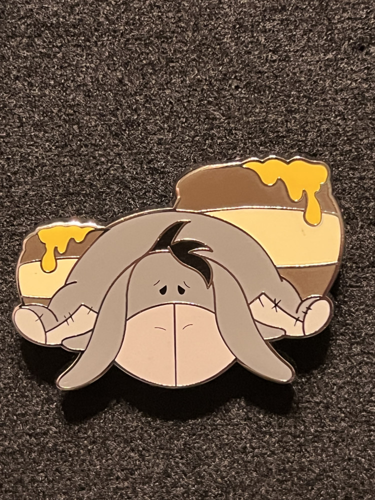 53789 - Winnie the Pooh Chained Pin Set - Eeyore ONLY - 2022 One Family ...