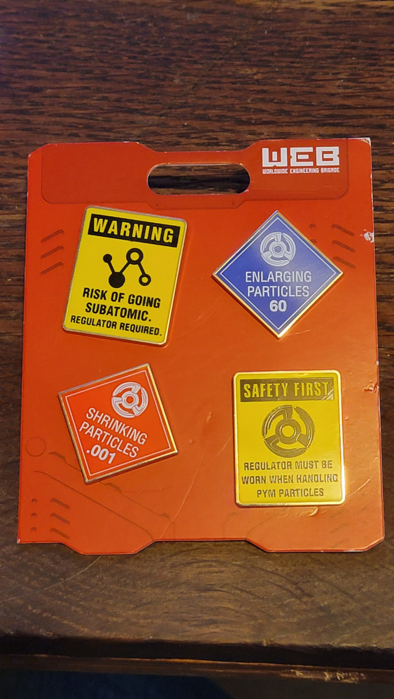 54050 - Safety signs 4 pin set Warning, Safety First, Enlargning ...