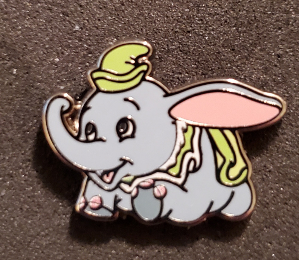 54439 - Dumbo - green hat - Tiny Kingdom Third Edition Series 3 Mystery ...