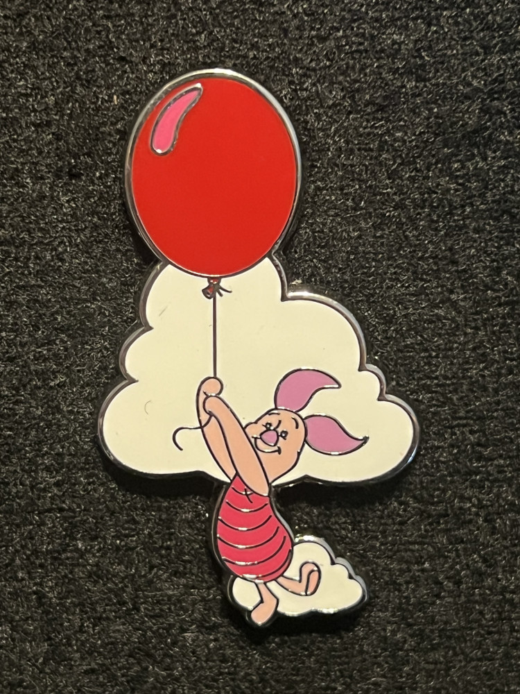 56952 - Piglet - Pin Ornament Collection 2022