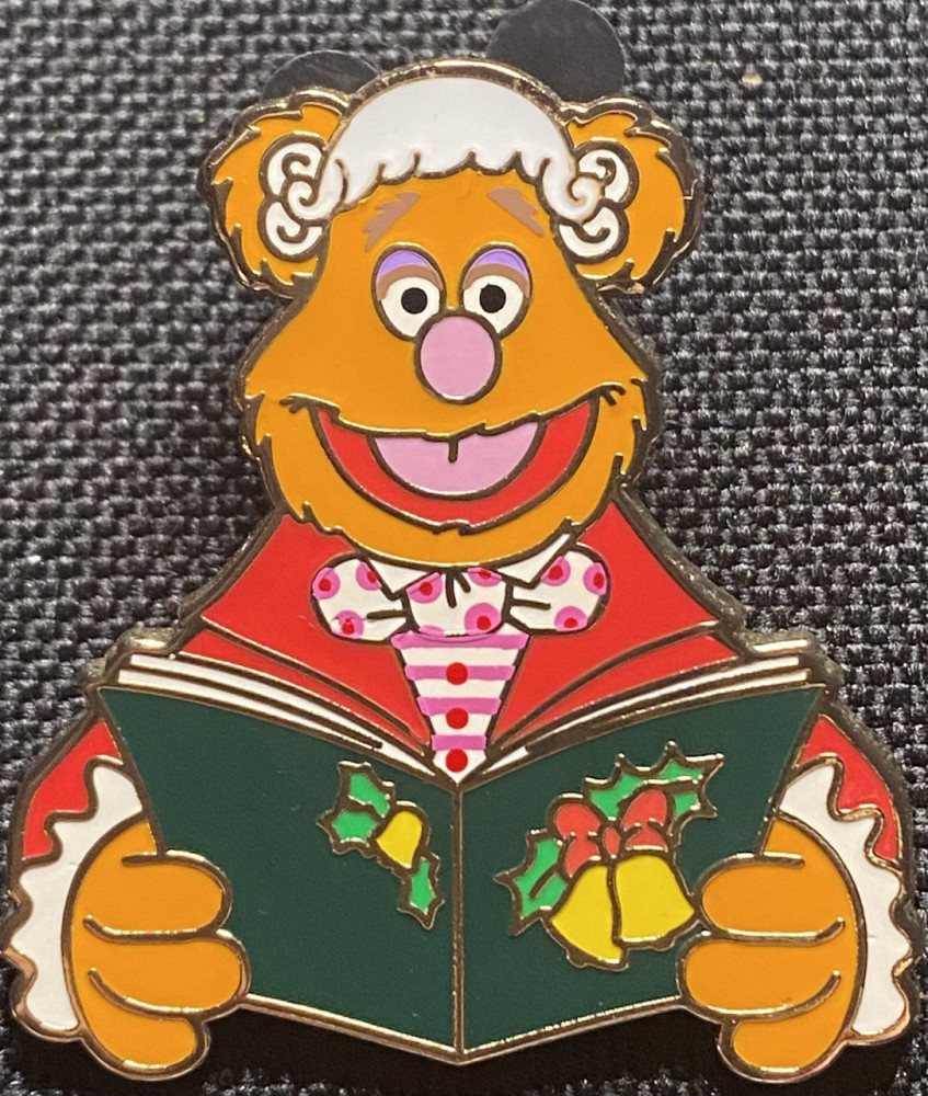 57494 - Fozzie - The Muppet Christmas Carol 30th Anniversary Mystery ...