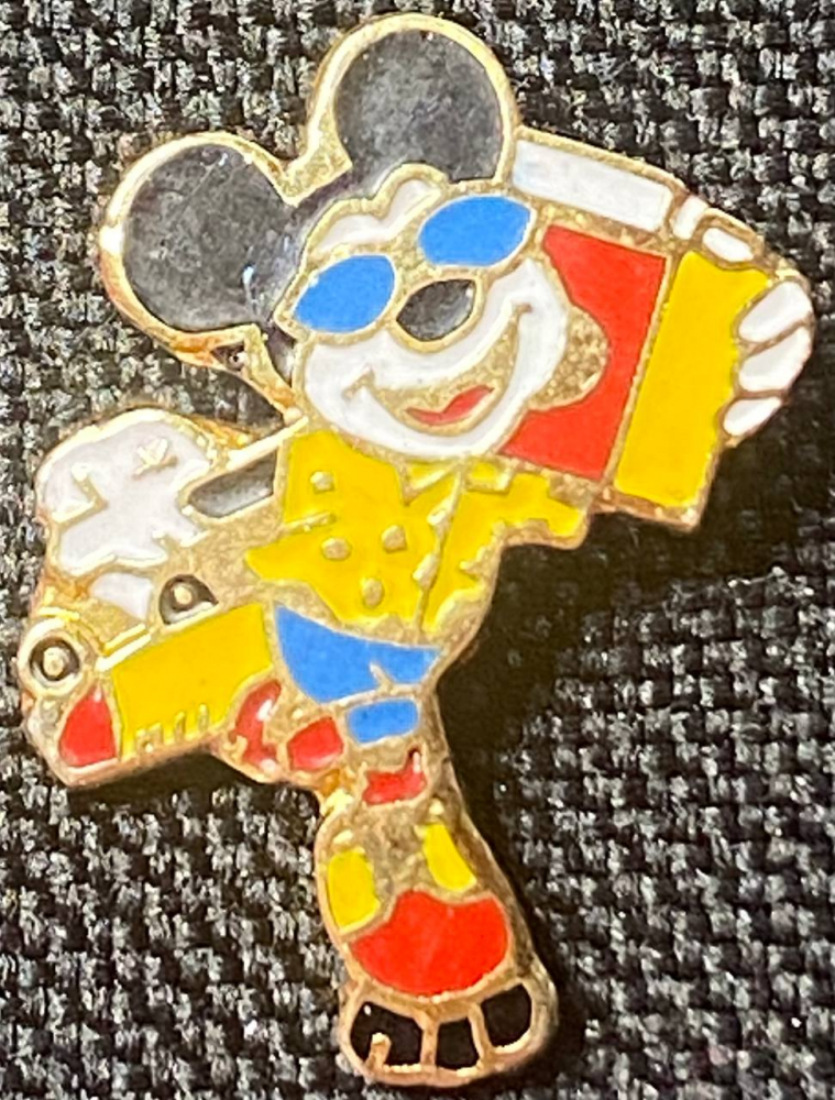 57894 - Mickey Mouse roller skating with a Boom Box - Roller Skating ...