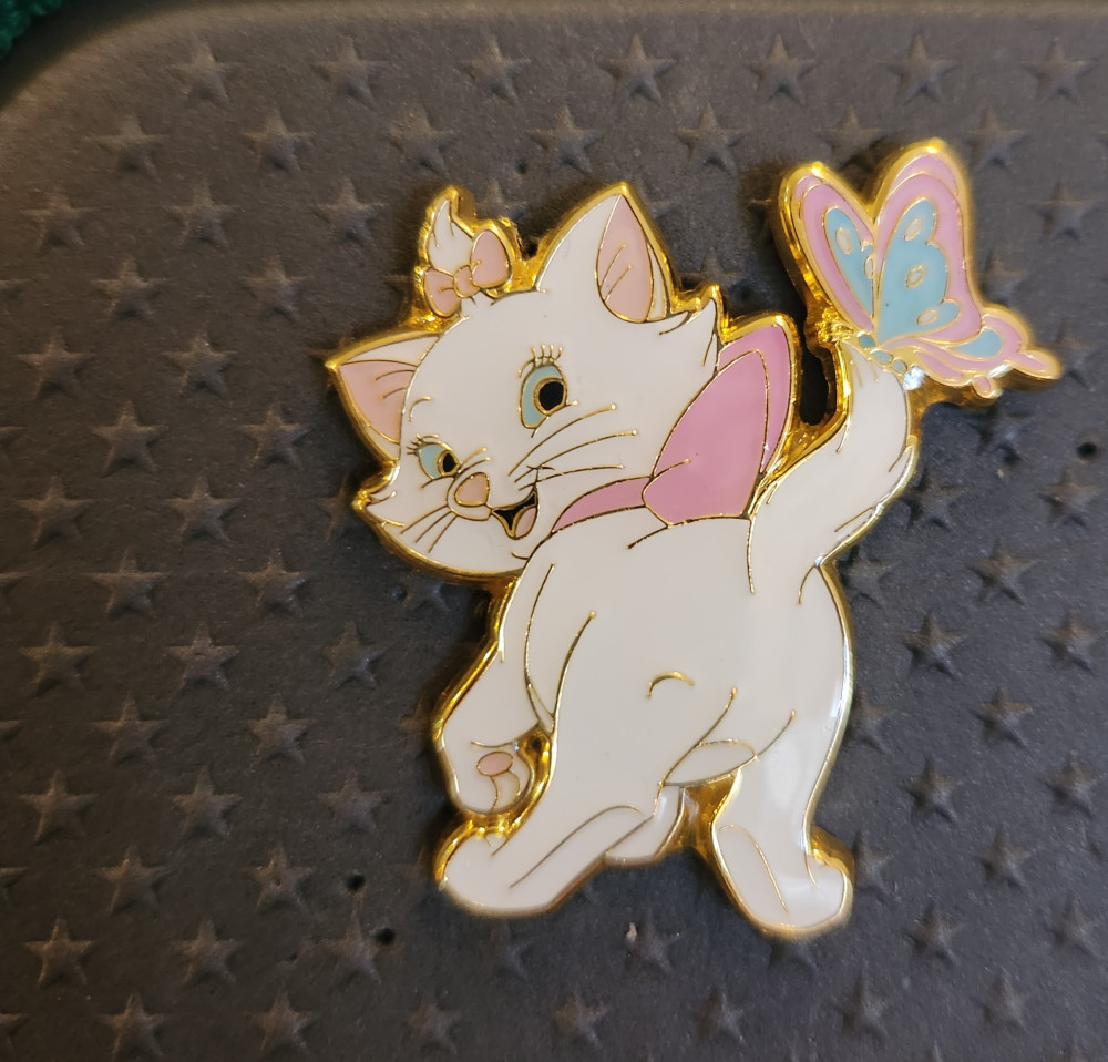 59893 - Marie - Boxlunch - Disney Animals & Butterflies - Loungefly ...