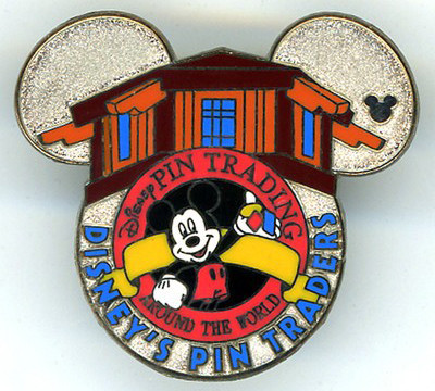 6142 - Pin Traders - Pin Trading Around The World Logo Promotion