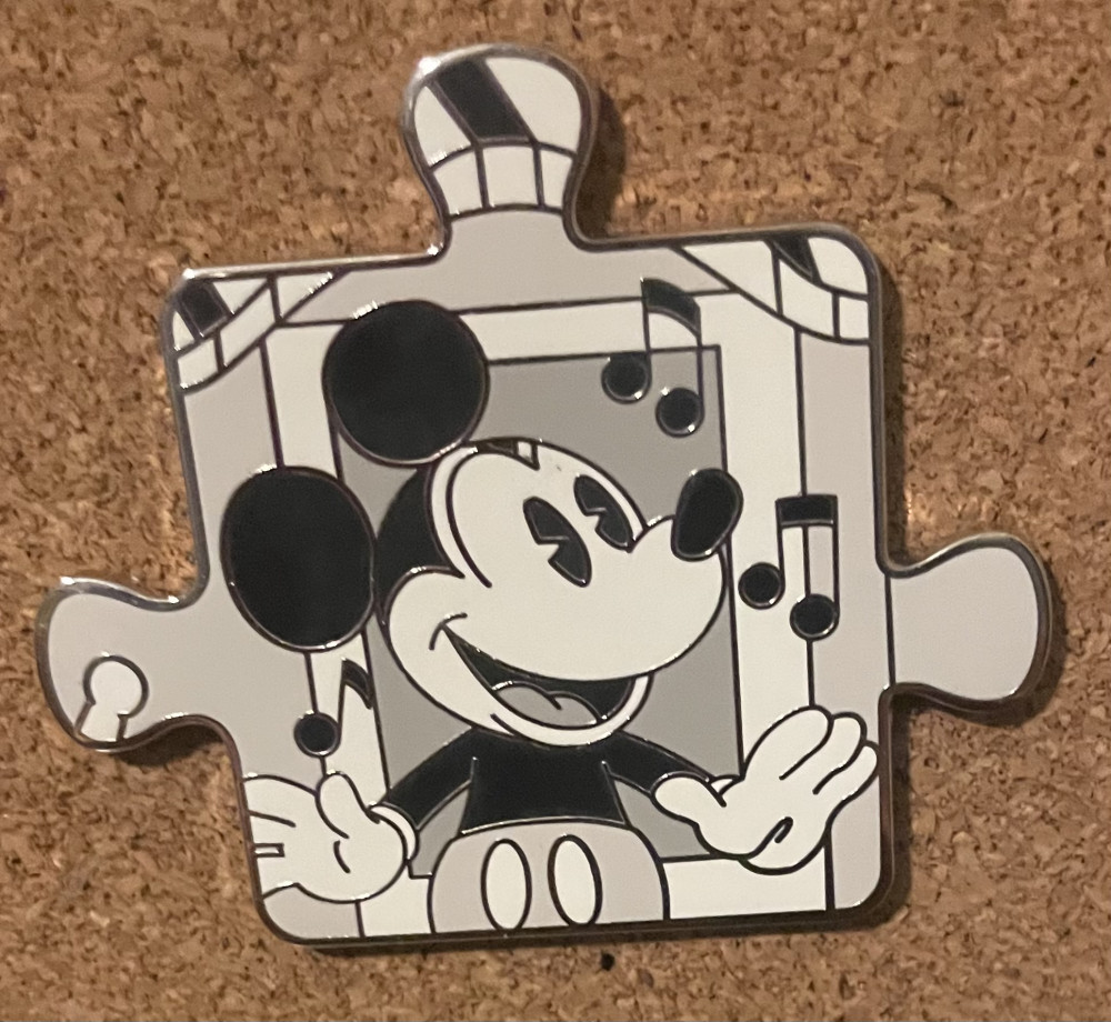 61569 - Mickey - Character Connection Mystery Puzzle Mickey and Friends ...