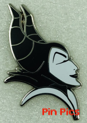 MAleficent - Black and White Villains Starter Set | Pin & Pop