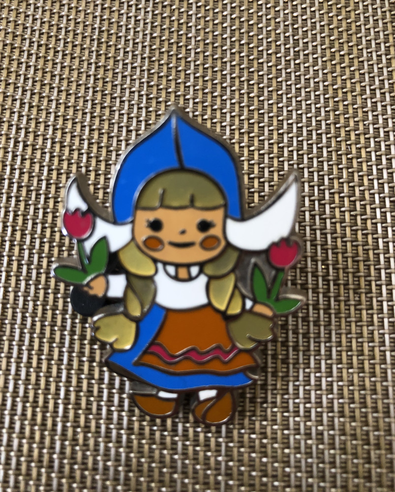 63103 - Holland Girl - It's A Small World Happiest Cruise Mystery ...