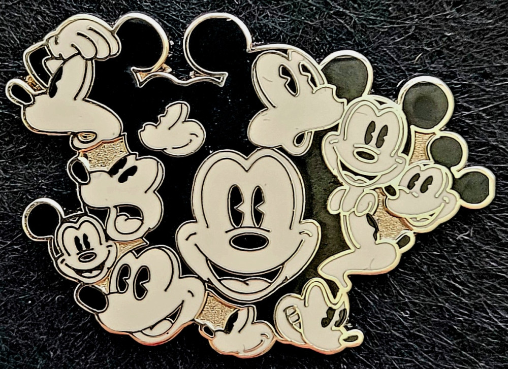 63559 - Mickey Mouse Expressions Cluster - Black and White Mickey Heads ...