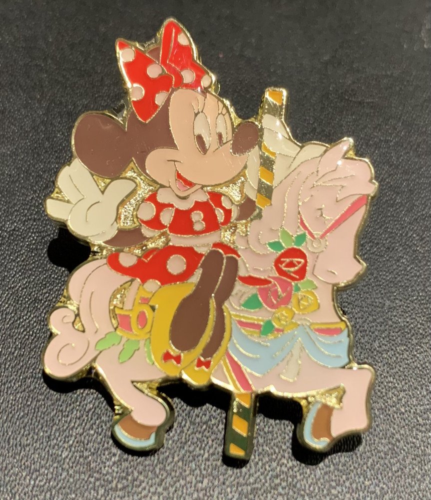 65101 - Castle Carrousel - Minnie Mouse Riding Carousel Horse ...