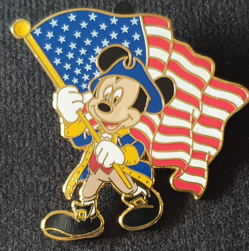 63693 - Colonial Mickey Mouse Carrying the American (US) Flag - Patriotic Mickey