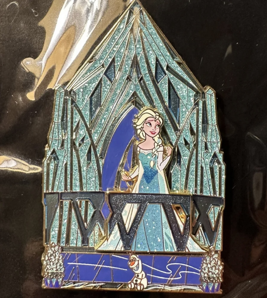 66352 - Elsa - Windows of Wonder Collection - Disney Employee Center ...