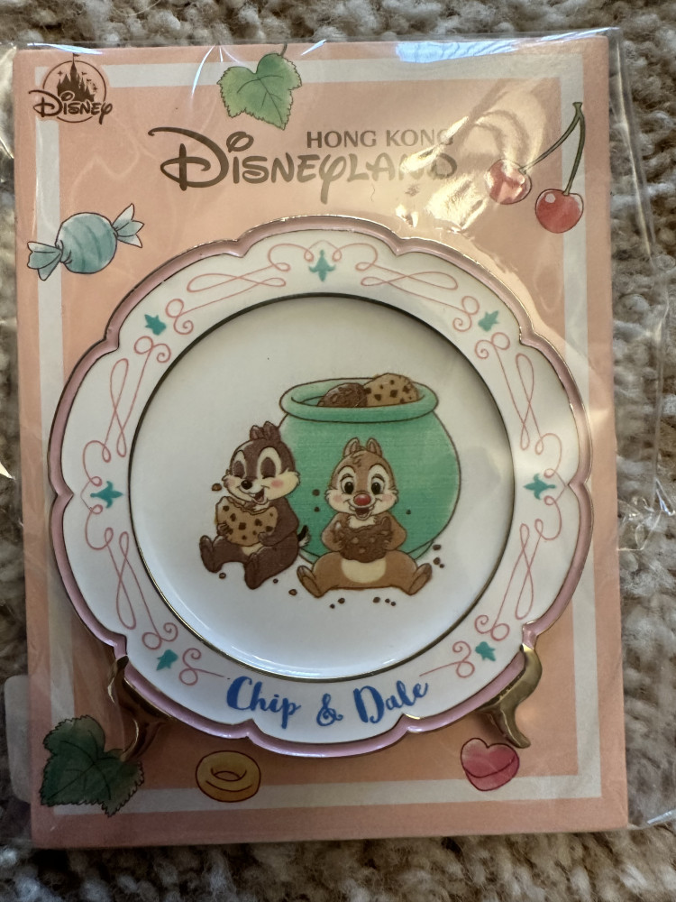 66739 - Chip and Dale Light Pink Plate Cookies - Disney Plates 2023 ...