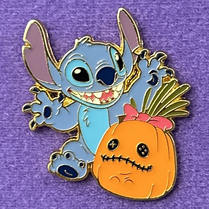 66843 - Stitch with Scrump Pumpkin - Stitch Fall Blind Box - Loungefly ...