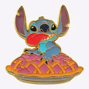 66882 - Stitch in a pie - Stitch Fall Blind Box - Loungefly Disney Pin