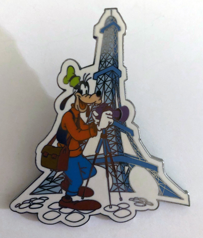 66974 - Goofy with Camera - Eiffel Tower - Disneyland Paris ...