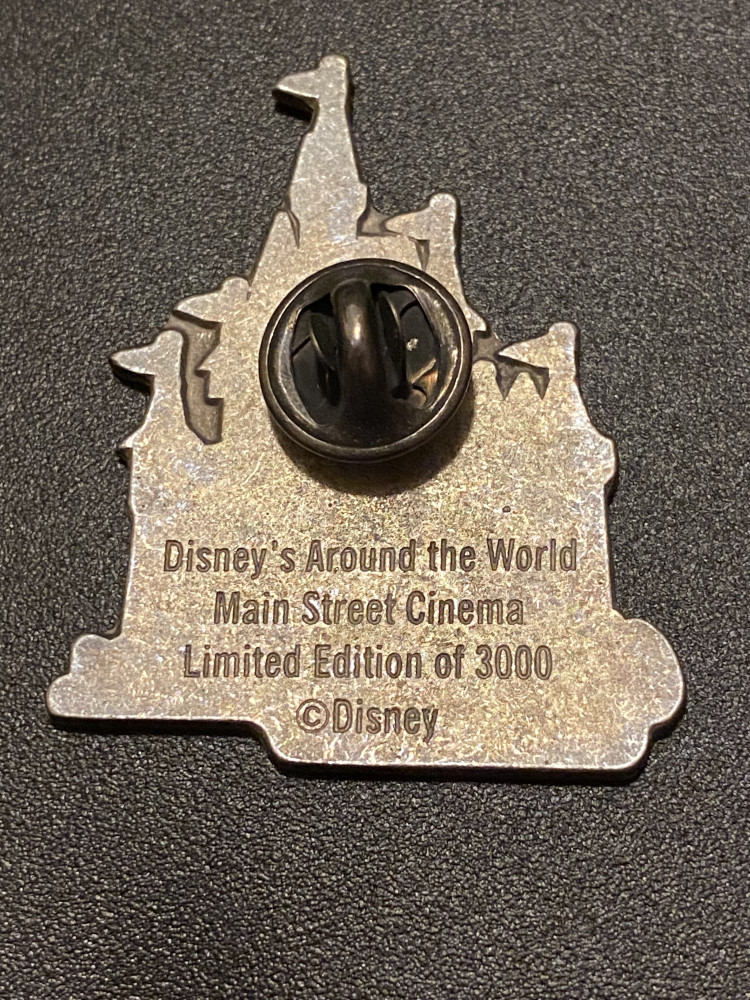 67237 - Disney’s Around the World Castle 2002 - Main Street Cinema