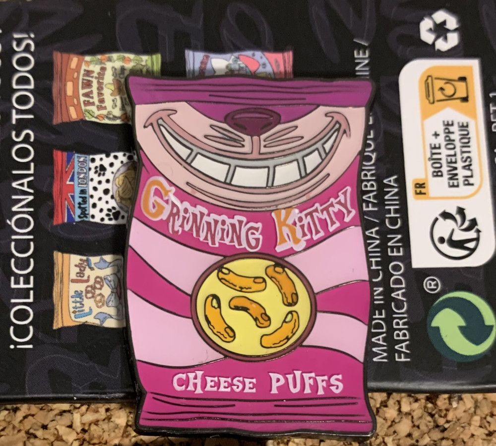 67654 - Grinning Kitty Cheese Puffs - Cheshire Cat - Character Chip Bag ...