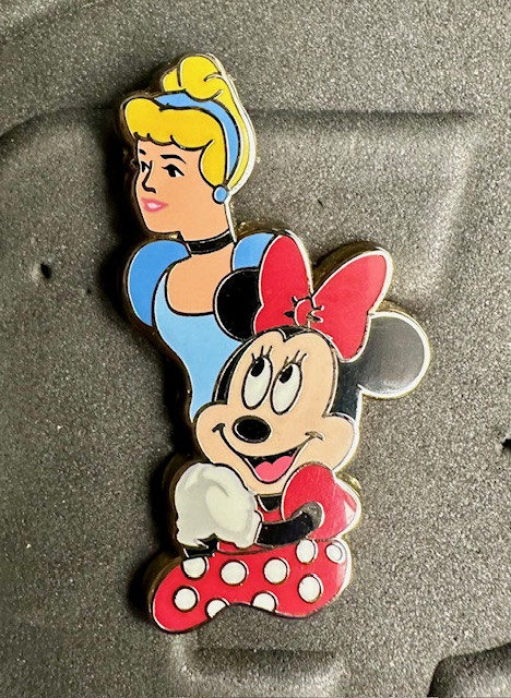 68161 - Cinderella and Minnie Mouse - ACME/HotArt Pinopolis - Magic ...
