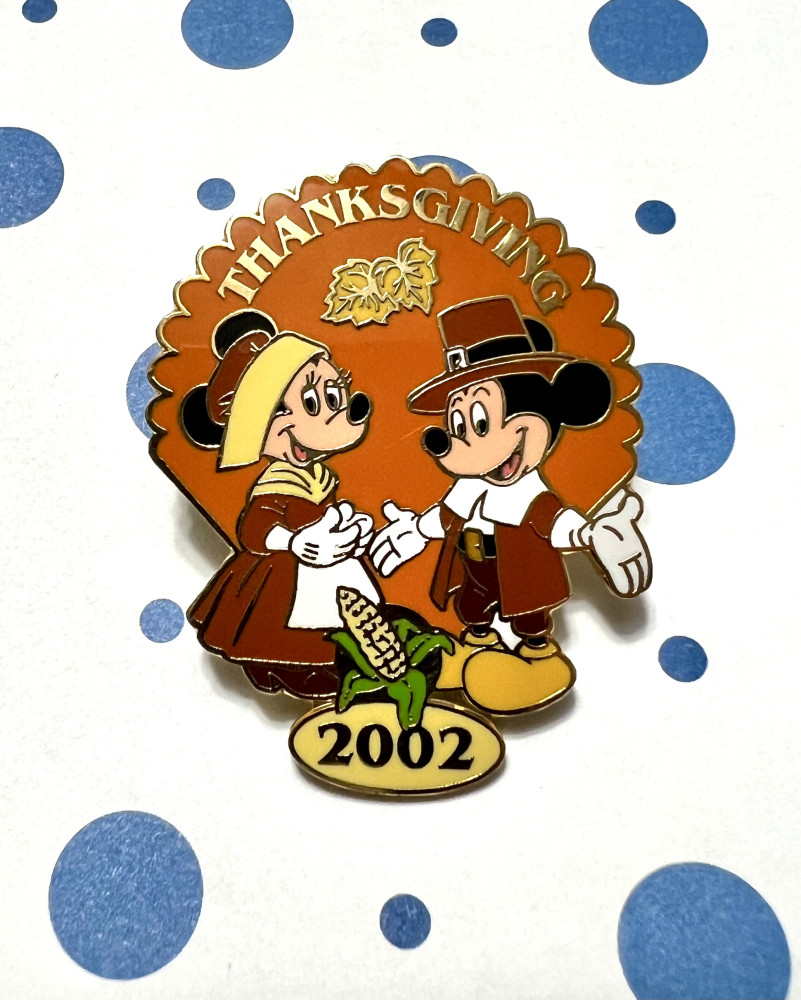 68726 - Thanksgiving 2002 - Pilgrim Mickey & Minnie - DLR Cast Member ...