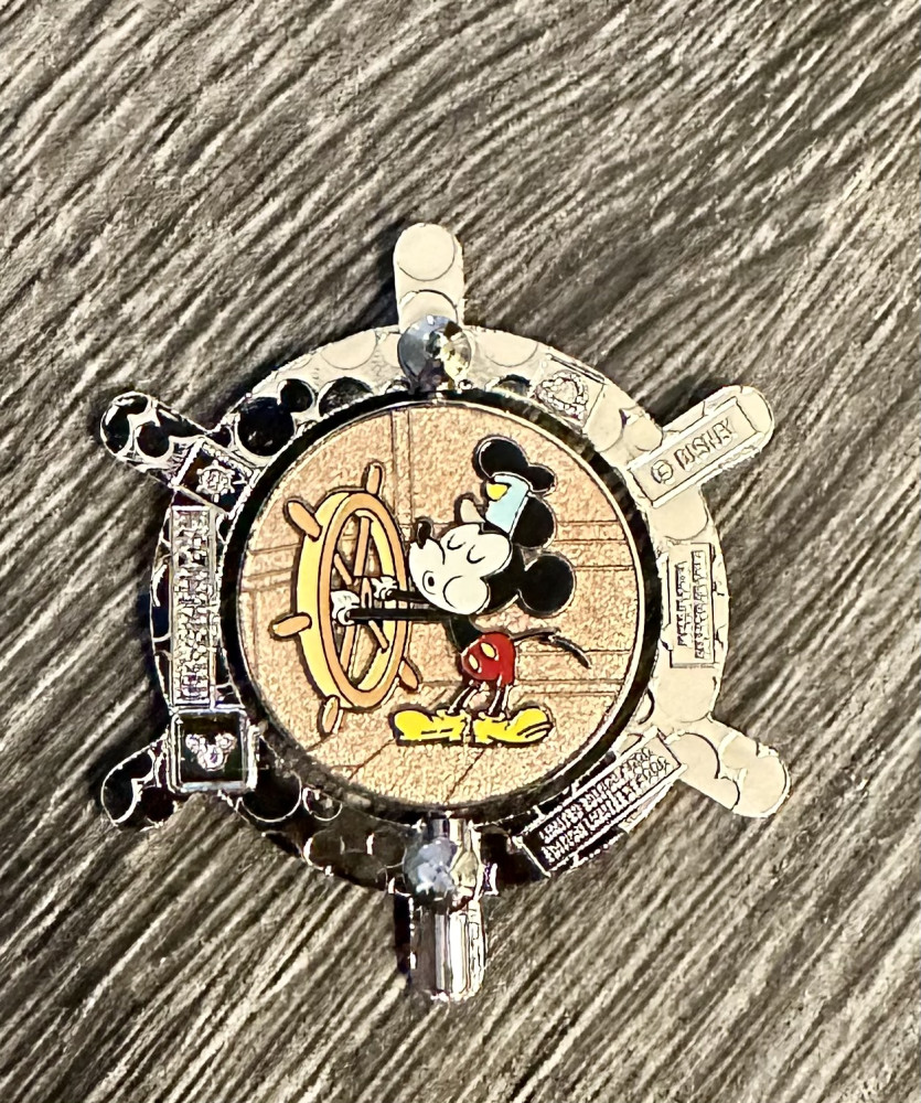 69329 - Steamboat Willie / Mickey Mouse - 95 Magical Years