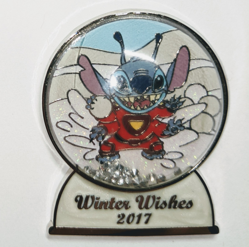 69438 - Stitch Snow Globe - Winter Wishes