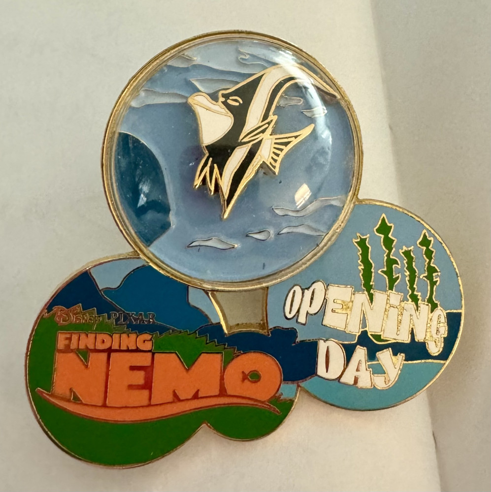 32939 - Finding Nemo Opening Day - Gill - Finding Nemo - Walt Disney ...