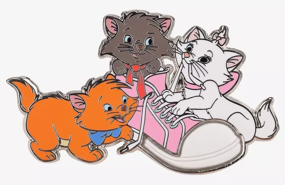 72799 - Kittens playing with shoe - The Aristocats - Misc - Disney Licensed Disney Pin