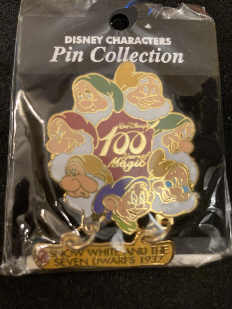 73219 - Seven dwarves with Snow White and the seven dwarfs 1937 dangle ...