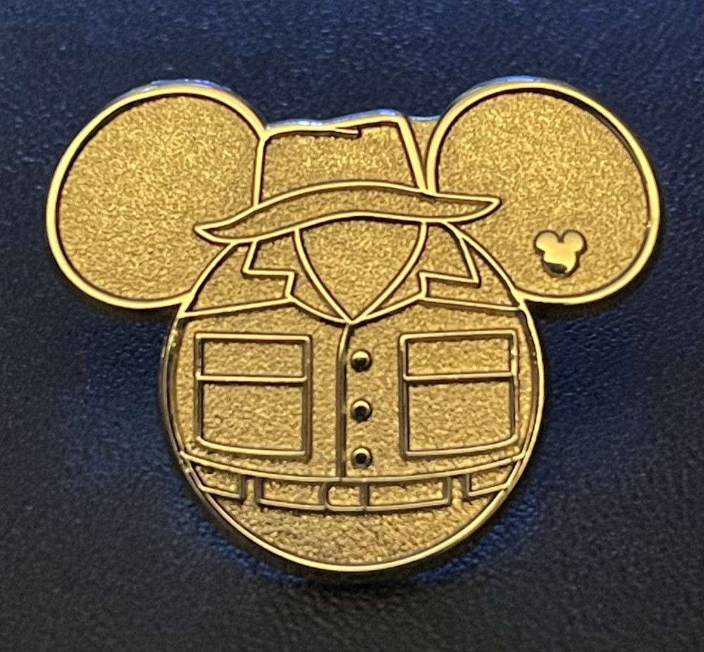 73465 - Jungle Cruise Chaser - 2012 Hidden Mickey Series - Costume ...