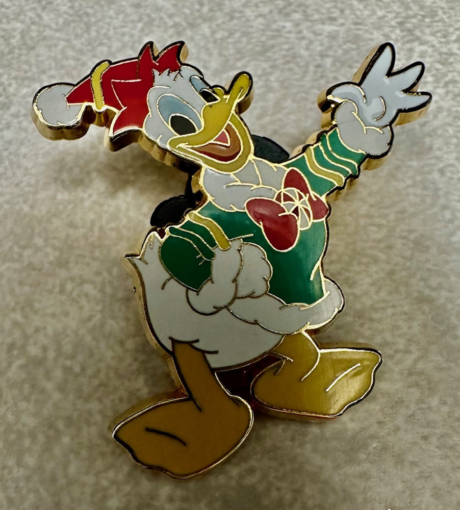 73928 - Donald dressed as an elf - Happy Holidays 2006 Boxed Set - Hong ...