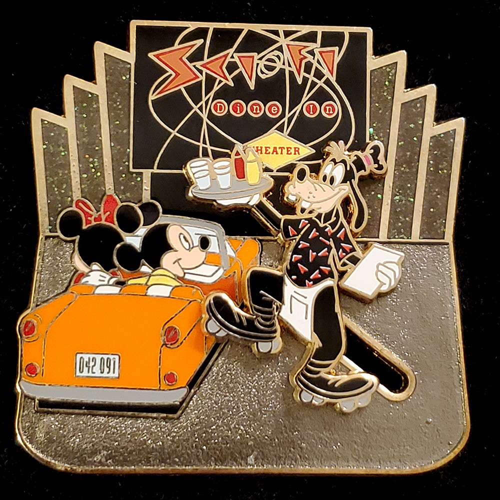 74171 - Sci-Fi Dine-In Theater - Goofy, Mickey and Minnie - Hidden ...