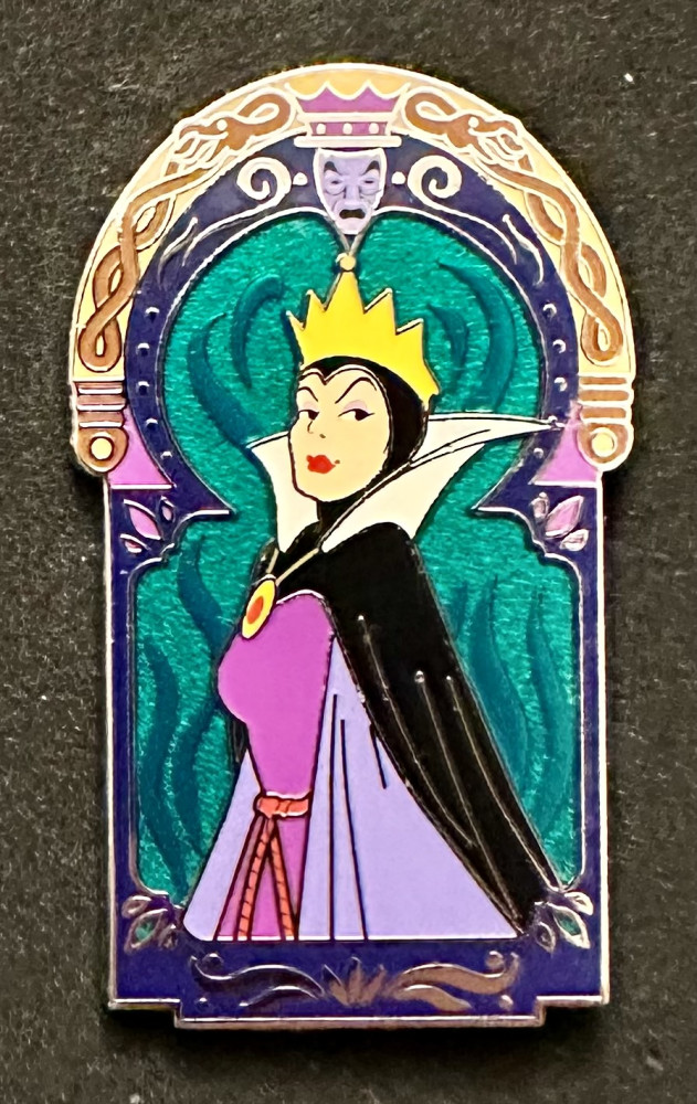 74745 - Evil Queen - Disney Villains Framed Portrait Mystery Collection