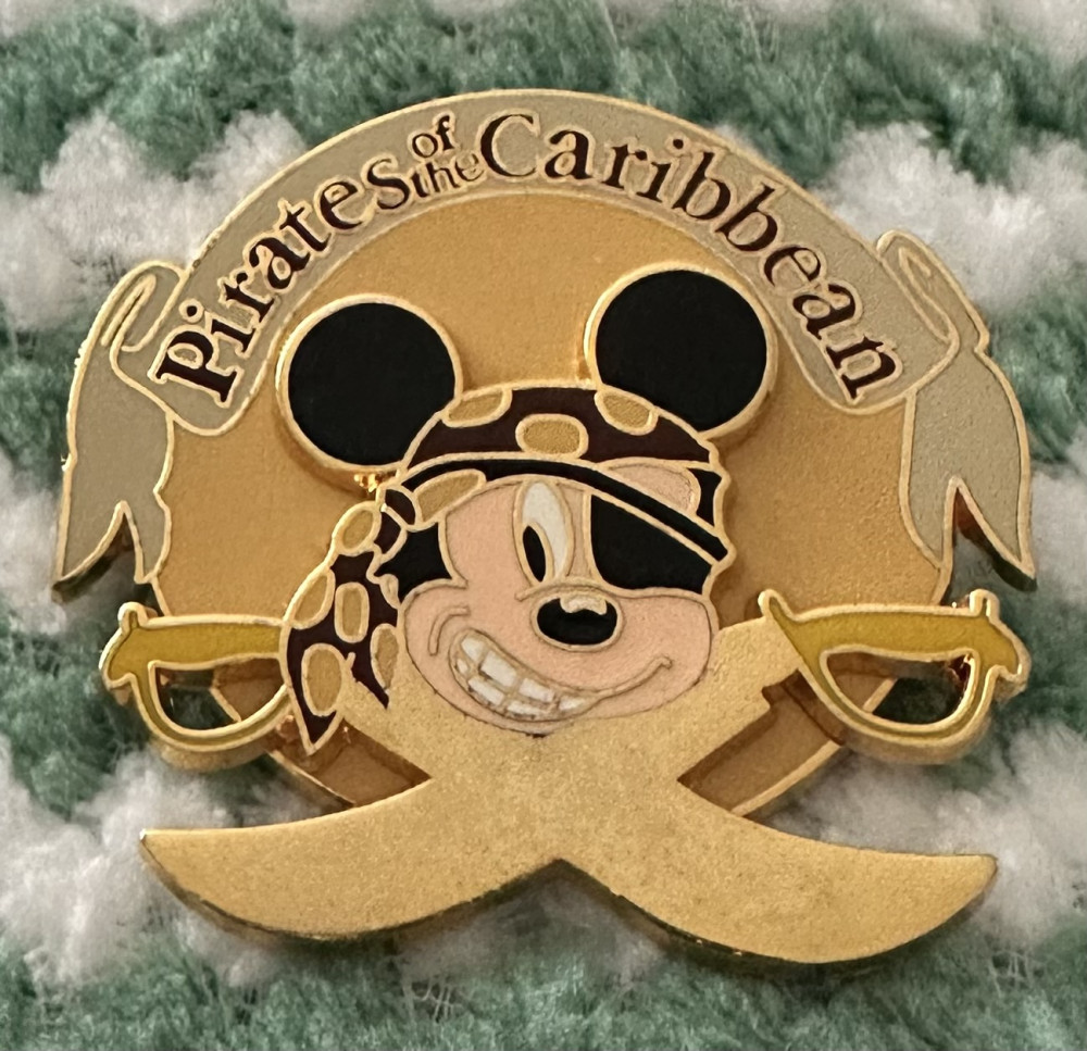 74918 - Pirate Mickey Mouse - Pirates of the Caribbean - Disneyland ...